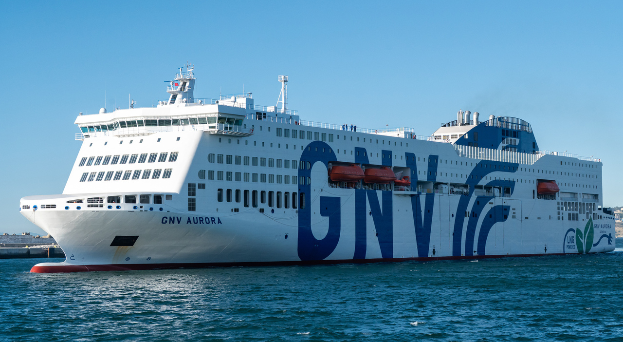 Gruppo MSC, battezzata a Tangeri GNV Aurora. Due navi a gas naturale ...