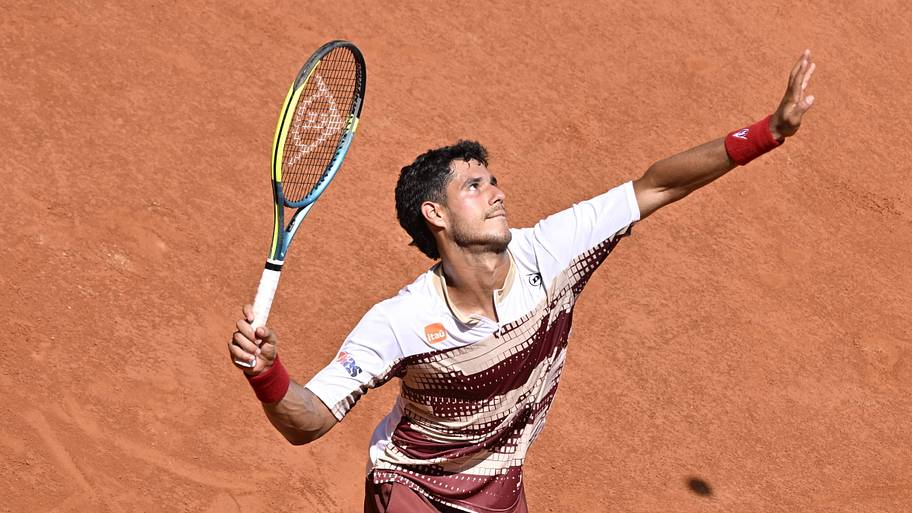 Roland-Garros fines Adolfo Daniel Vallejo $65,000 for sexist remark