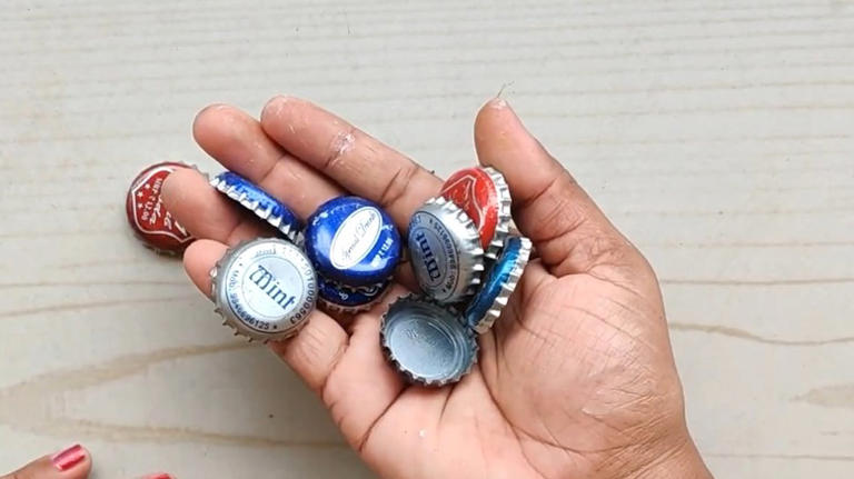 Reuse caps from glass bottles to DIY charming outdoor decor you'll love