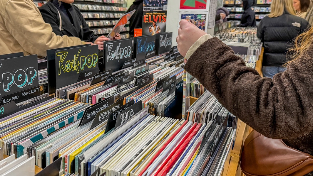 How to buy and care for used vinyl records