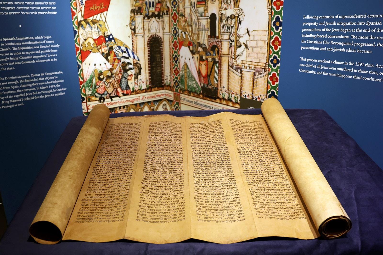 Rare medieval Sefardi Torah scroll goes on display at ANU - Museum of ...