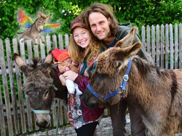 Ein Baby und ein neuer Esel: Doppelter Nachwuchs bei Autorin Lotta Lubkoll