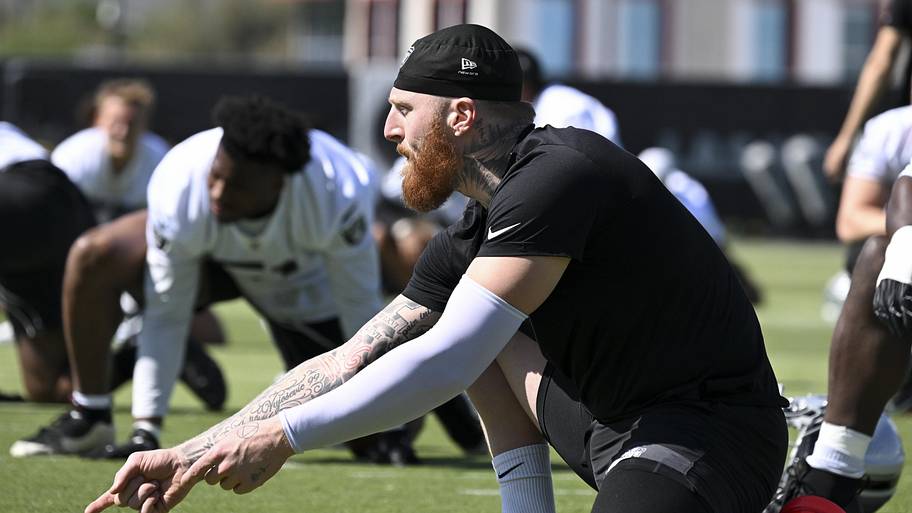 Garrett blockbuster may give Raiders regrets from botched Crosby trade
