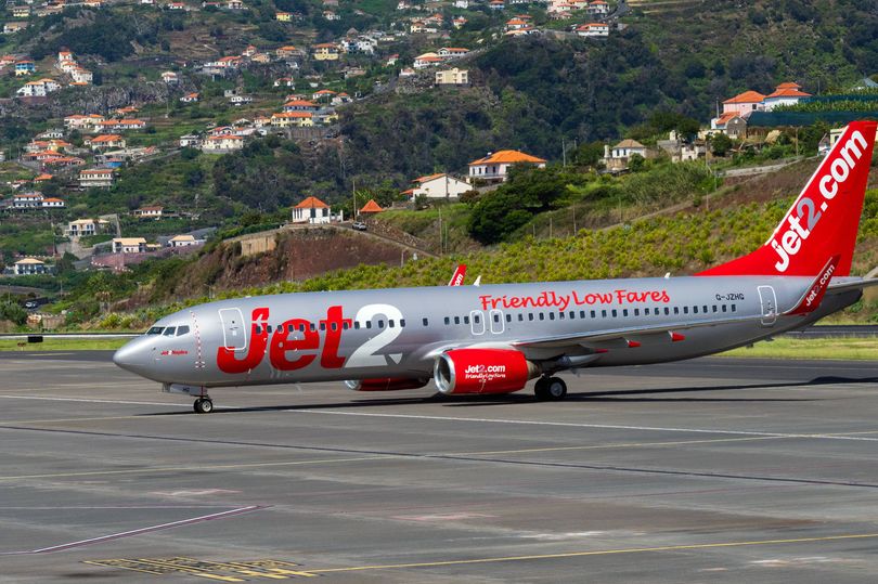 Jet2 queue and flight disruption warning as strike at holiday ...