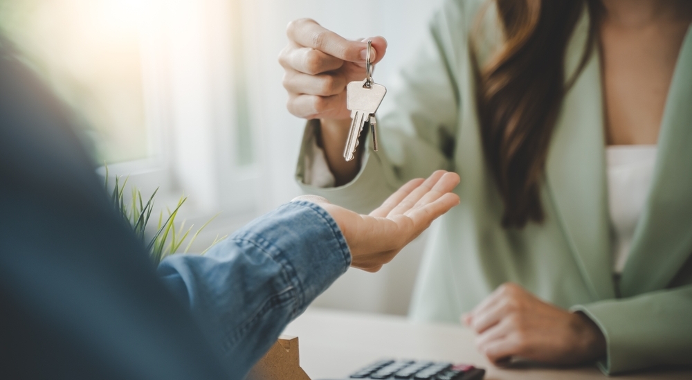 Predatory cash for keys offers are stealing your housing security and ...