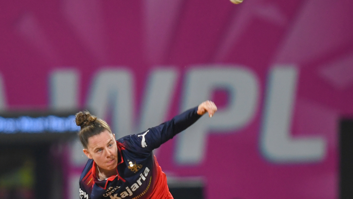 Linsey Smith Crowned New No. 1 Bowler Ahead Of Womenrsquo;s T20 WC