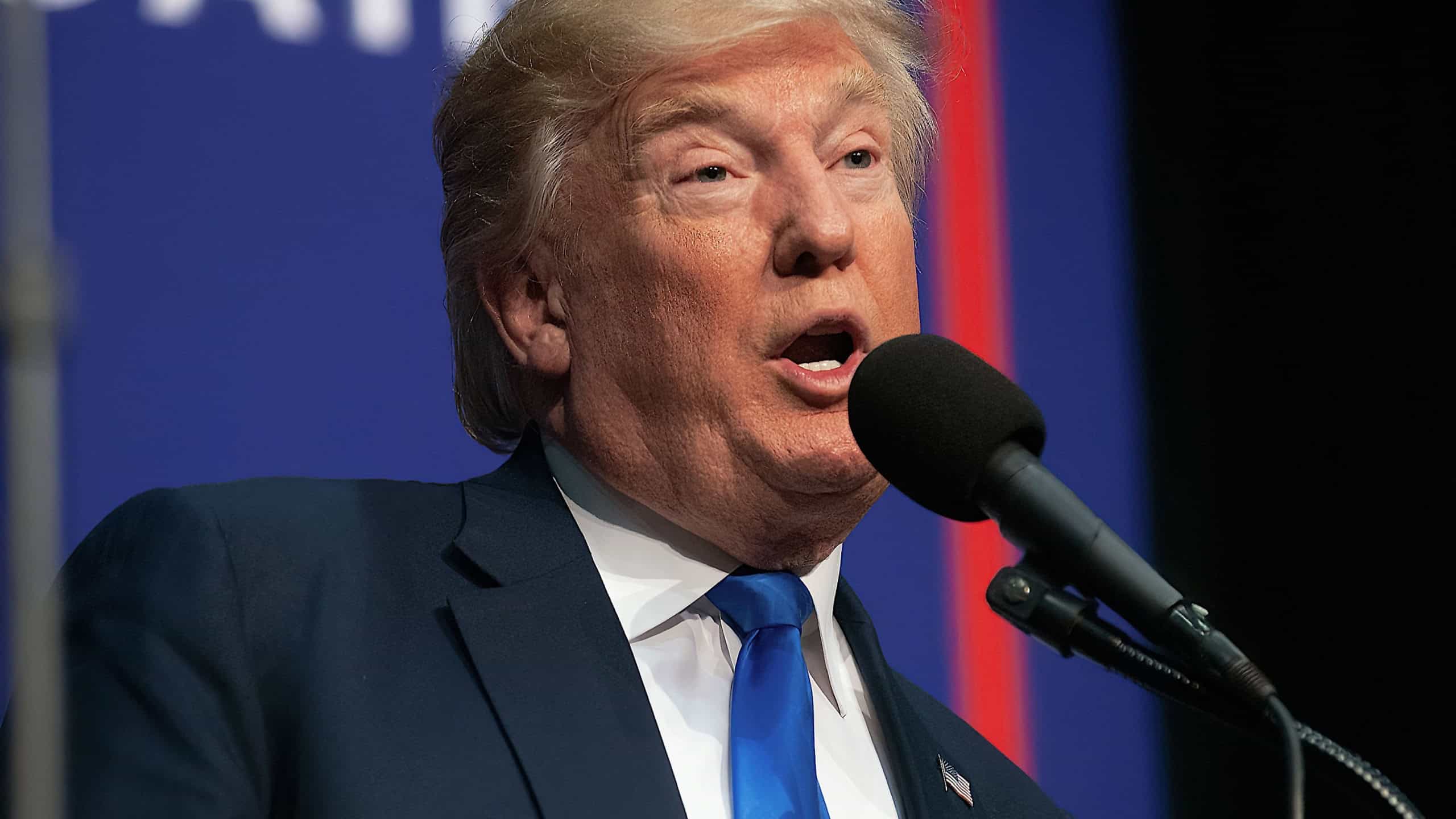 14+ reasons people aren't traveling to Donald Trump's country