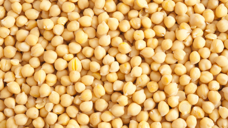 15 ingredients that make a simple base for dips