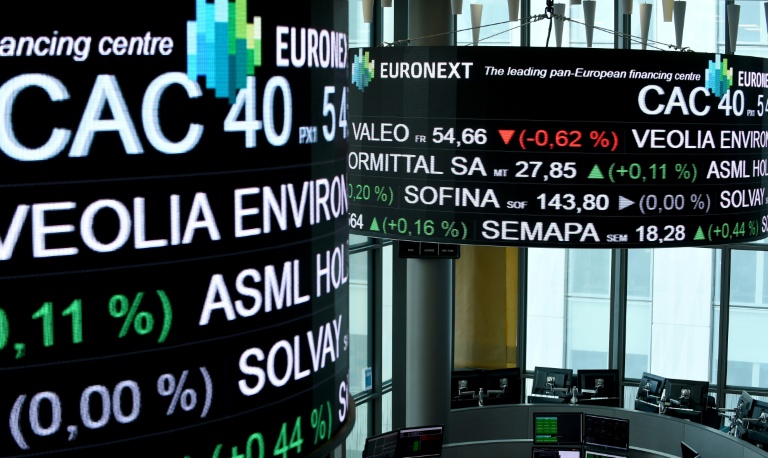 La Bourse de Paris va de l'avant grâce aux semi-conducteurs