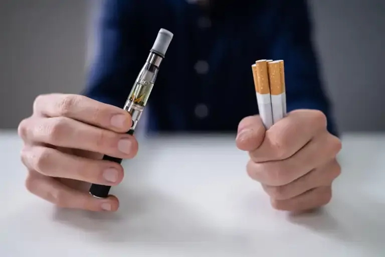 TikTok normaliza el vapeo entre adolescentes y actúa como puerta de ...