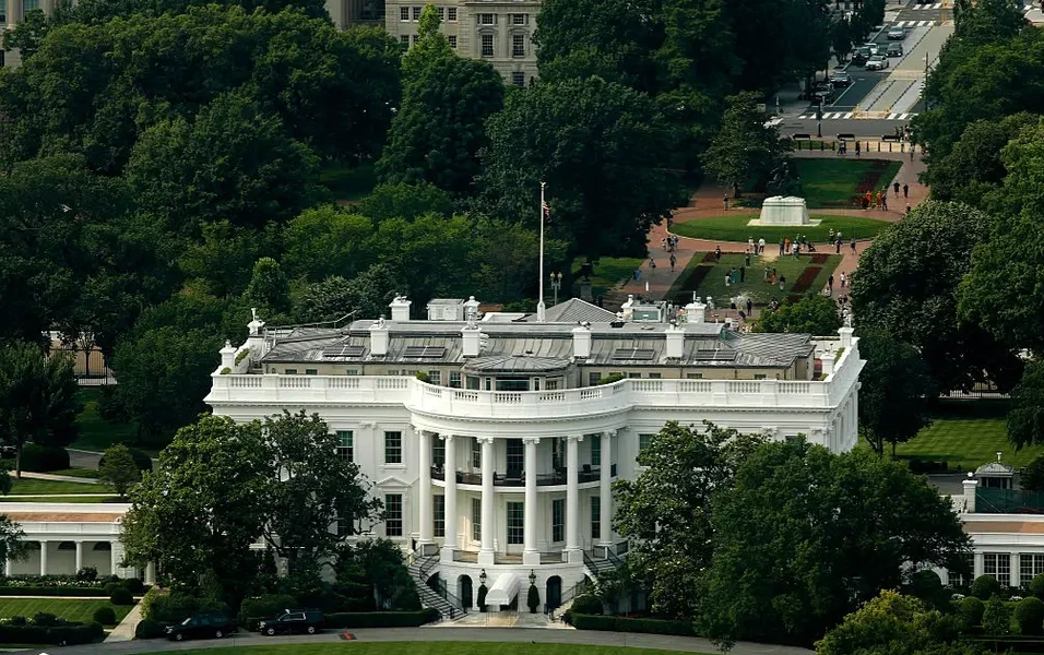 White House app mandate faces scrutiny over privacy risks