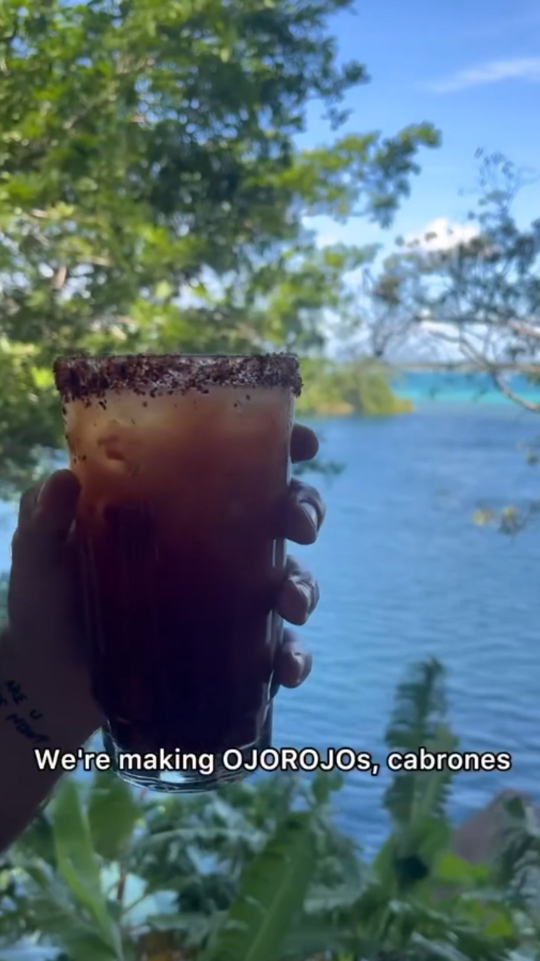 Ojorojo cocktail: A flavor explosion you must try