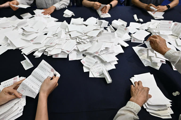 Conspiracy theories targeting S.Korean election integrity resurface ...