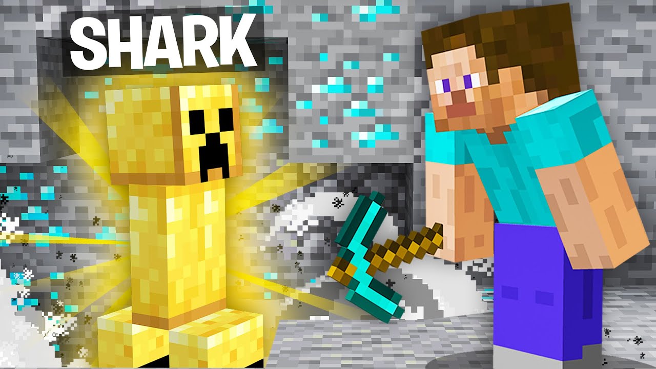 Playing Minecraft as a helpful golden creeper
