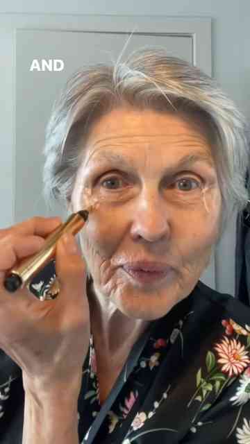 Quick and simple face contouring that transforms your look