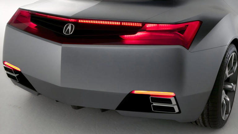Honda's classy V10-powered Viper rival was prematurely killed by bankers