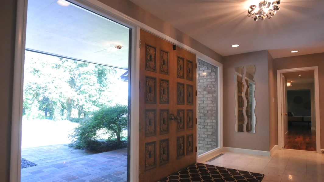 Small entryway ideas that feel big on style