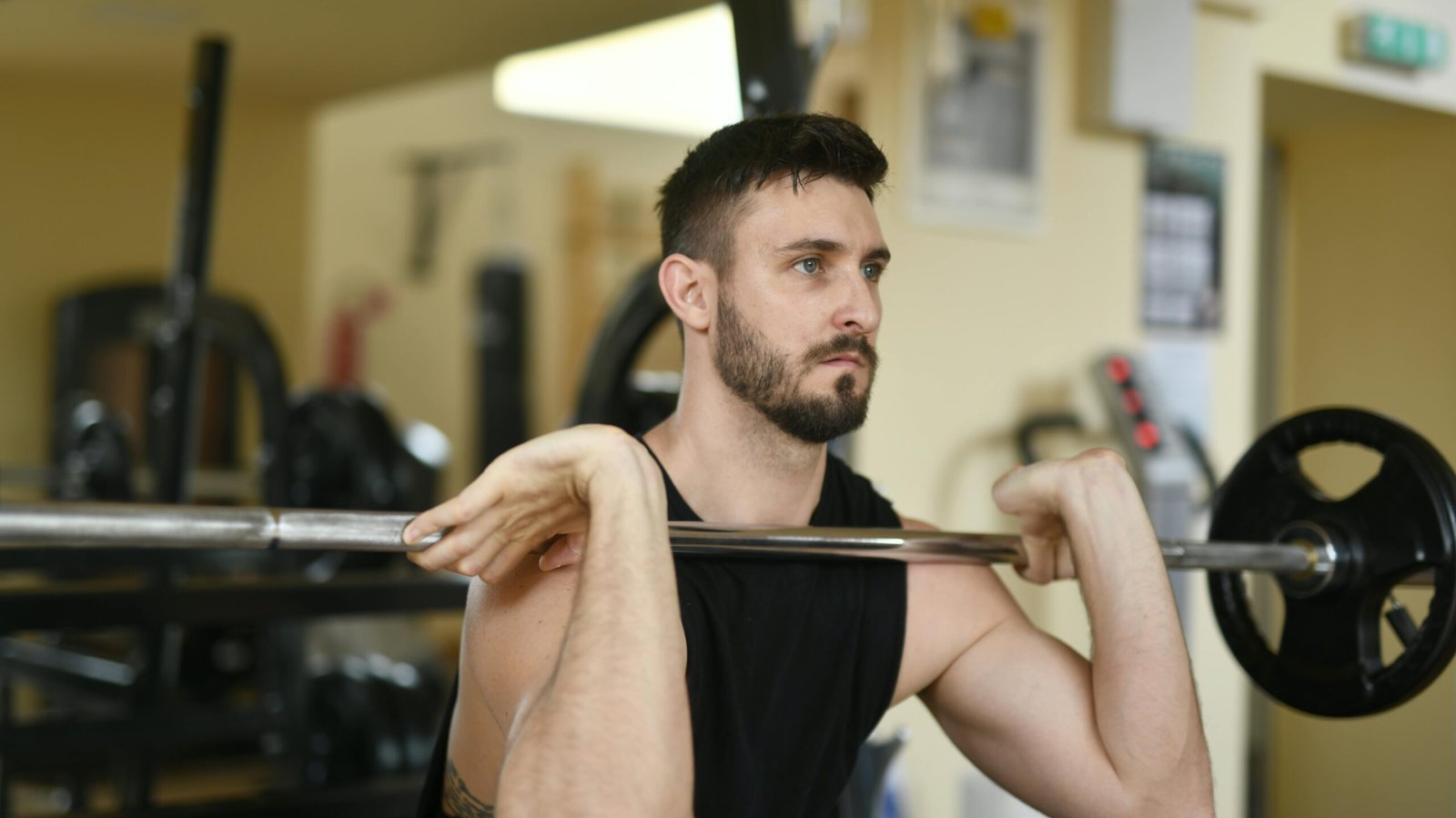 Mistakes men make in their 40s that ruin their 60s