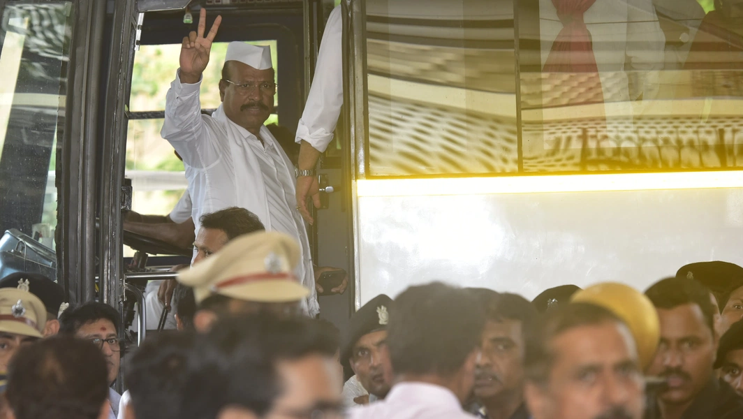 Shinde sidesteps Sena merger talk, stresses Bal Thackeray legacy