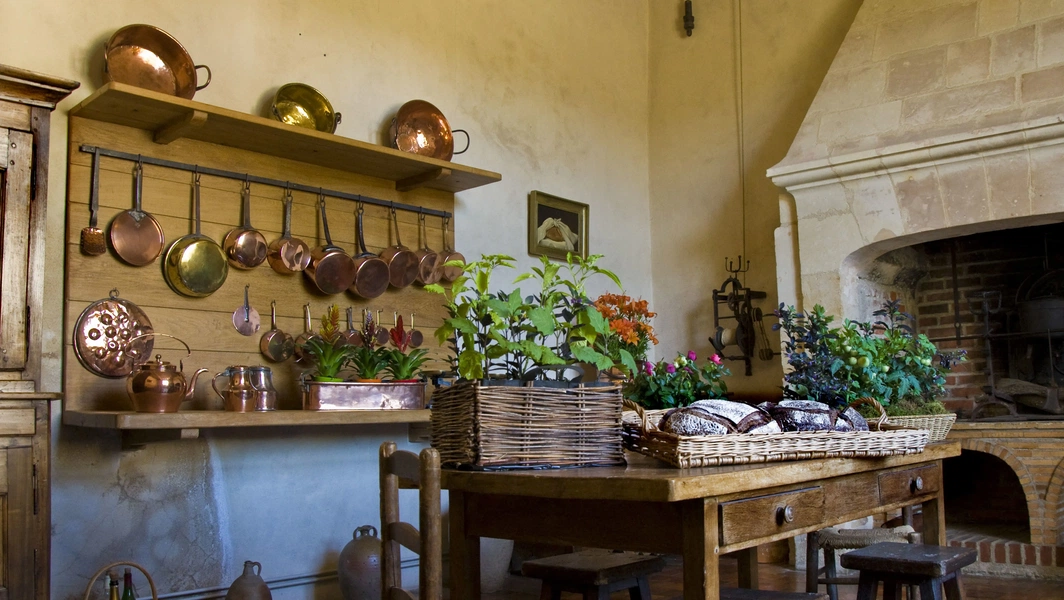 13 French country decor ideas for every room