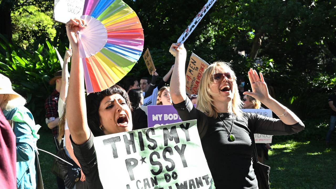 One Nation's Barnaby Joyce fires up anti-abortion rally