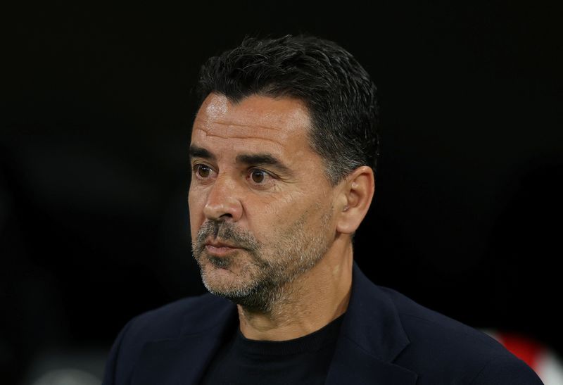 Soccer-Ajax turn to Spanish coach Michel after disappointing season