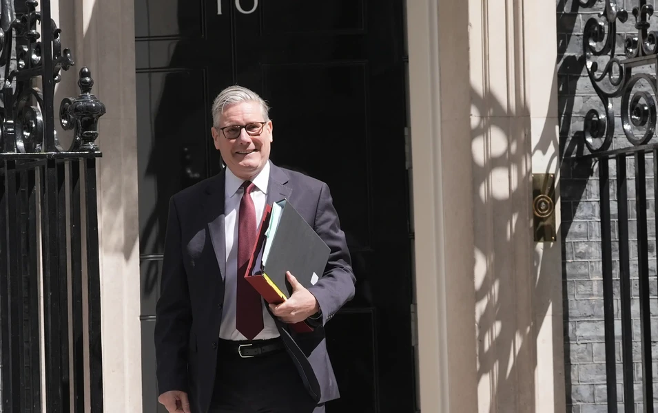 Mandelson files expose deep Labour rifts as Starmer meets cabinet