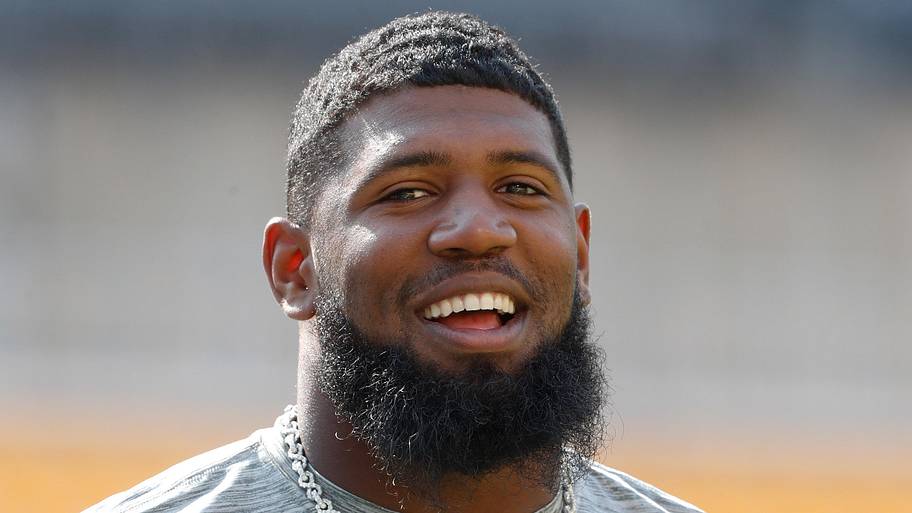 Ed Oliver points to one Broncos star as proof Bills got Jim Leonhard ...