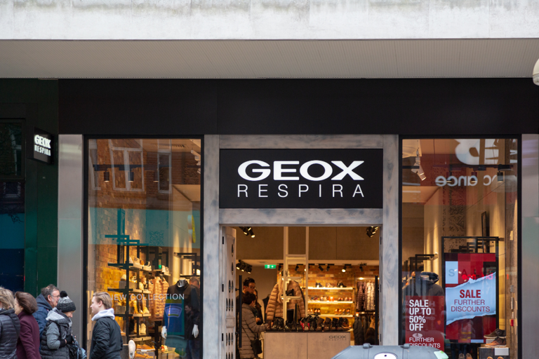 Say goodbye to Skechers, these Geox anatomical sandals guarantee ...