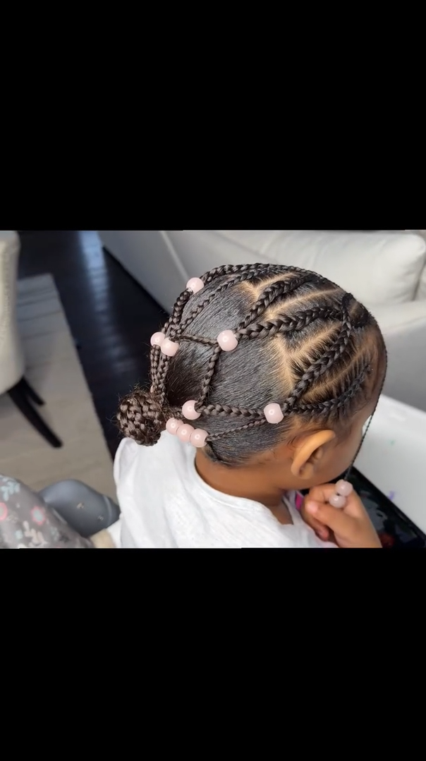 How to achieve a pretty look with easy braiding