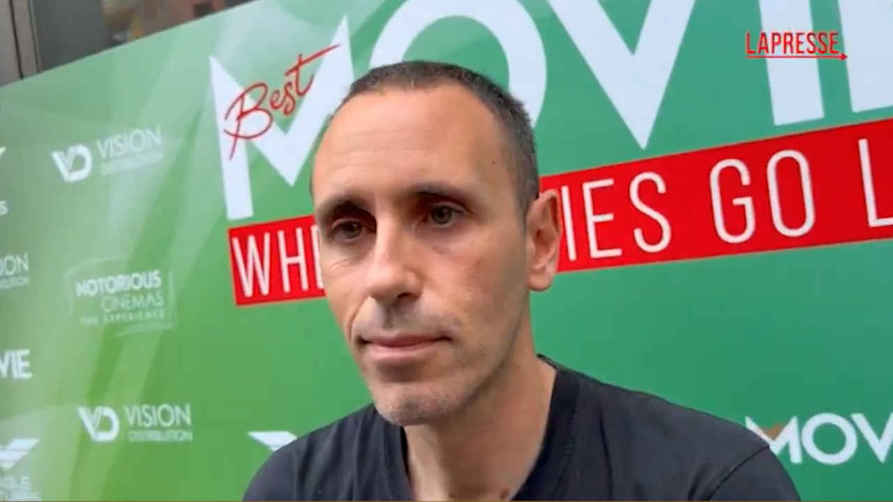 Bufera su Due Spicci, Zerocalcare replica alle polemiche: "Io dipinto ...
