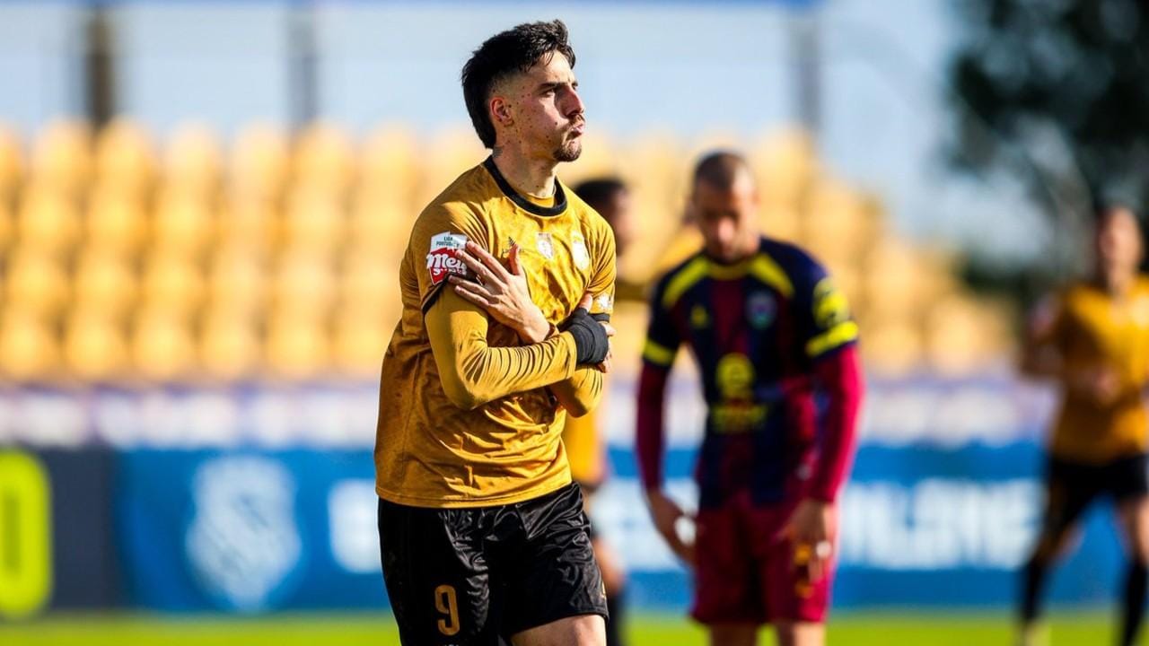 Oficial: Anthony Carter deixa Santa Clara e reforça Vizela