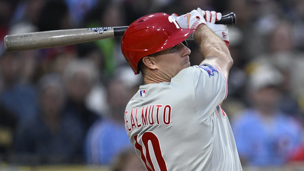 Realmuto avoids major injury as Phillies eye offensive fixes