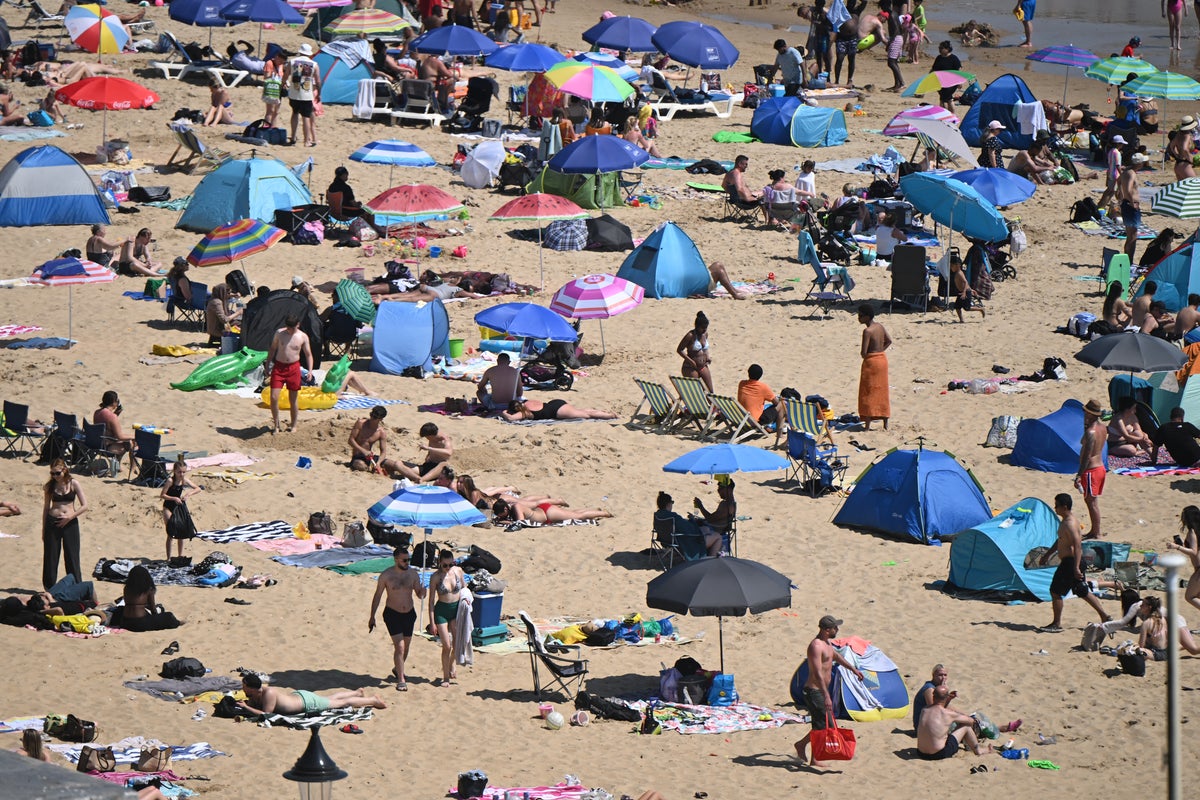 El Nino set to fuel record global temperatures as UN issues warning