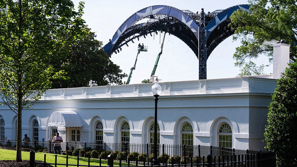 Pentagon fitness rules for UFC White House event draw backlash