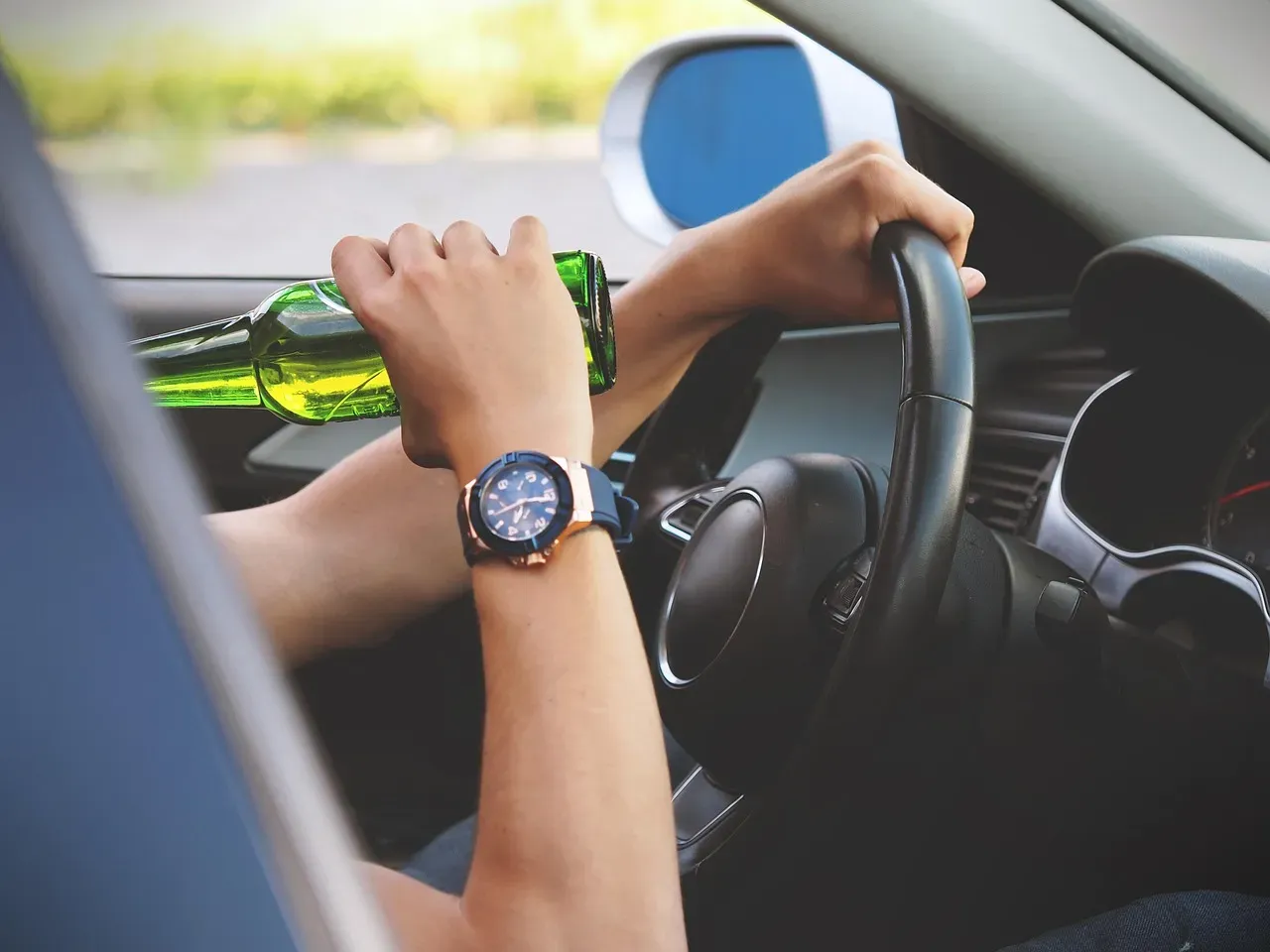 Passengers share 8 taxi driver behaviors that trigger concern