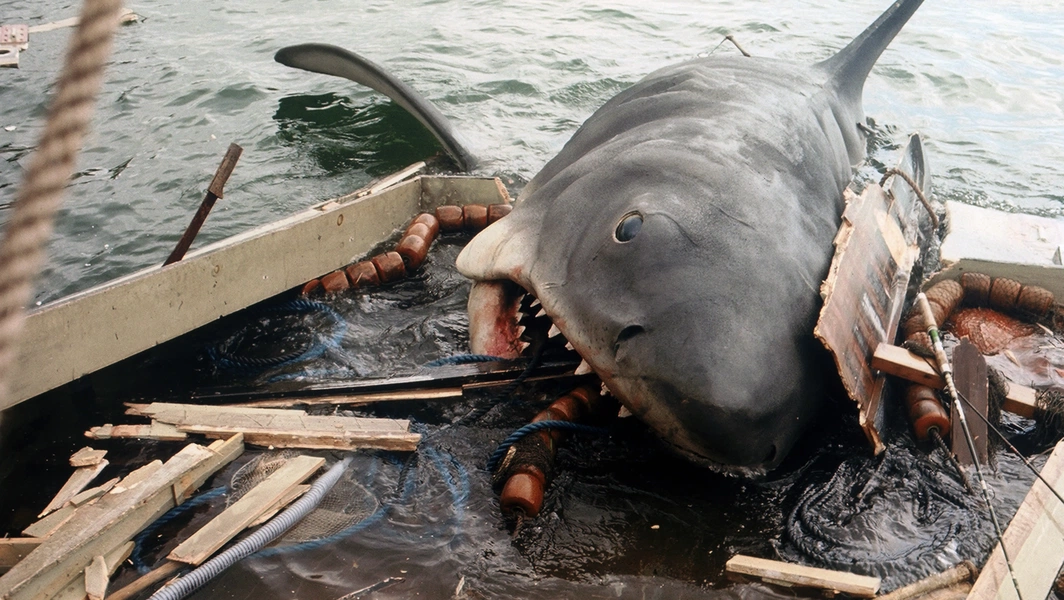 Behind the scenes and myths of Jaws