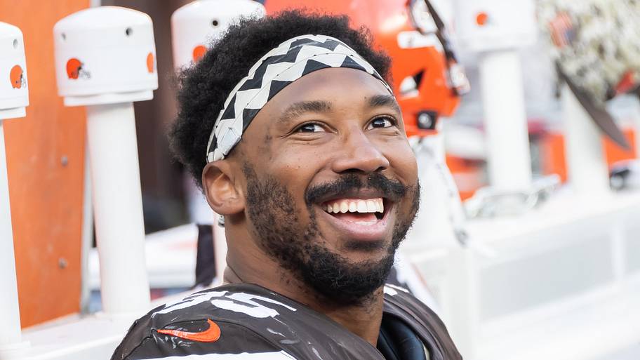 Rams' monster Myles Garrett splash made NFL history in the process