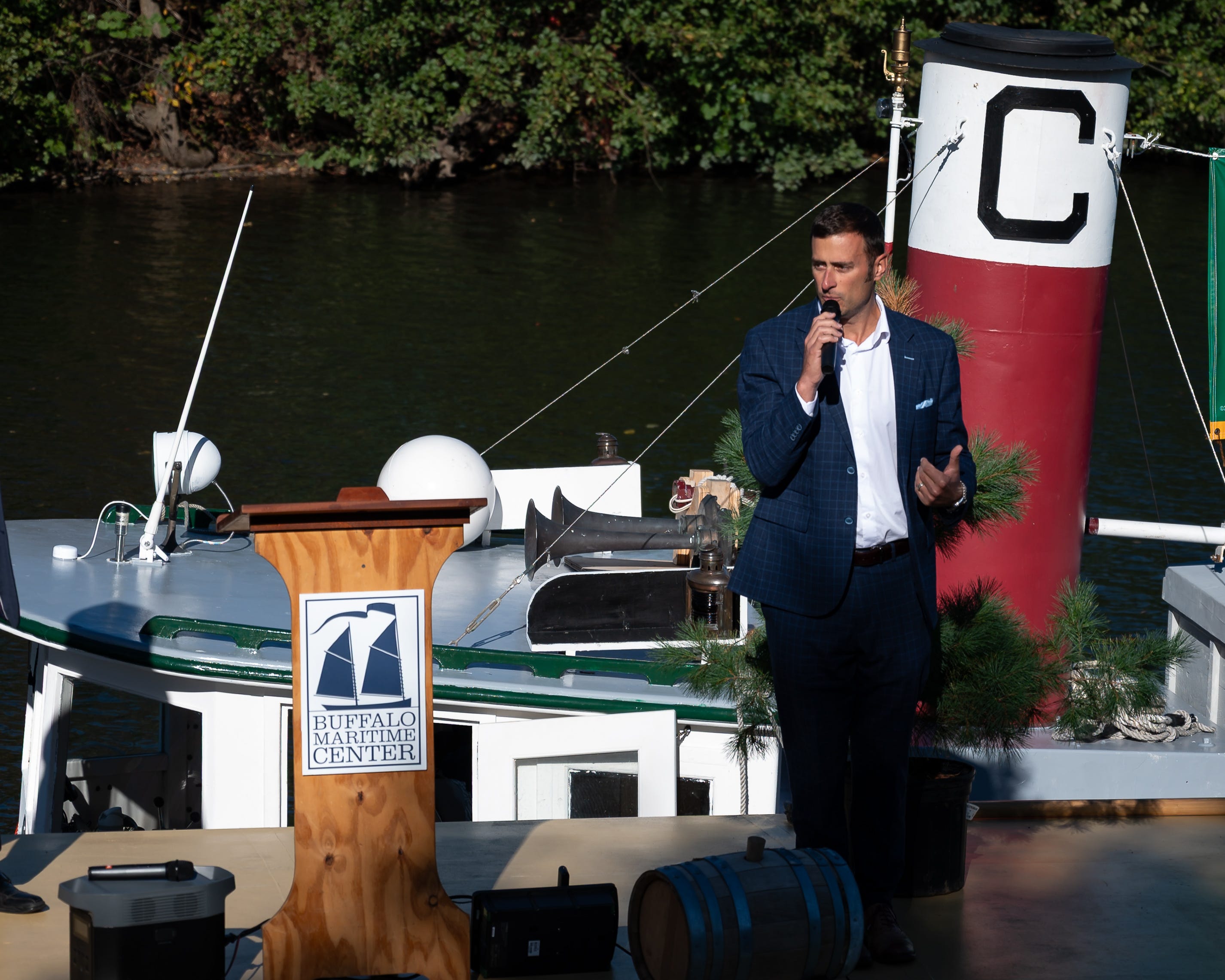 Seneca Chief replica barge stops in 3 Mohawk Valley ports on way home