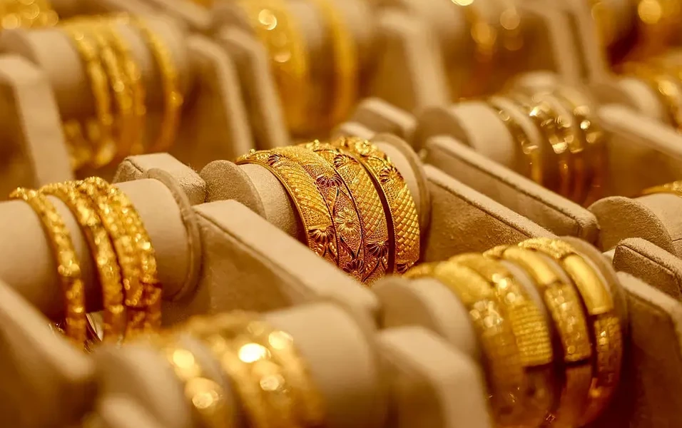 Gen Z reshapes India’s gold market with lighter, personal designs