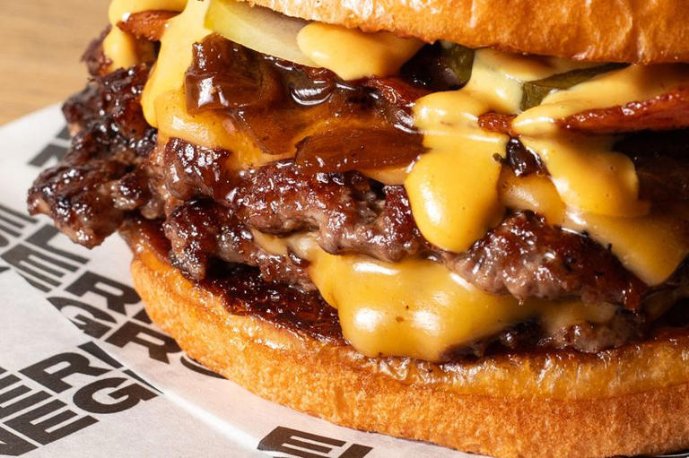 Glasgow burger restaurant crowned among best in the world by food experts