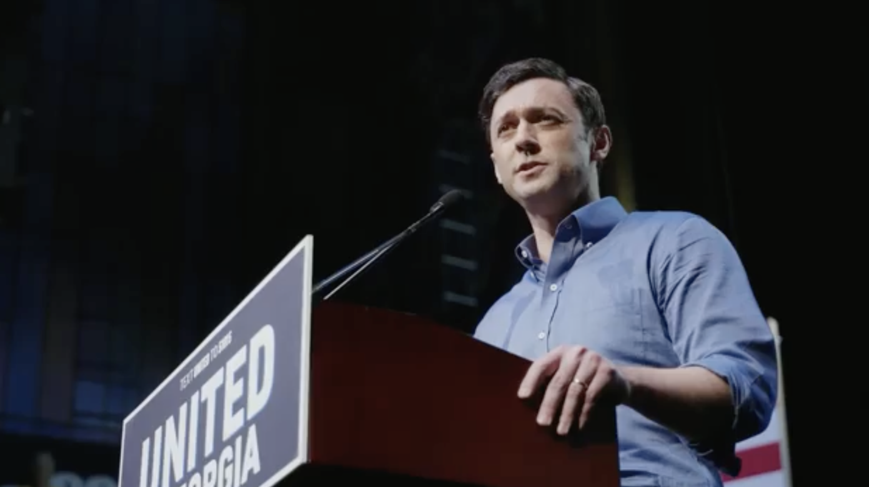'Small men': Senator Jon Ossoff takes jab at Trump and JD Vance during ...