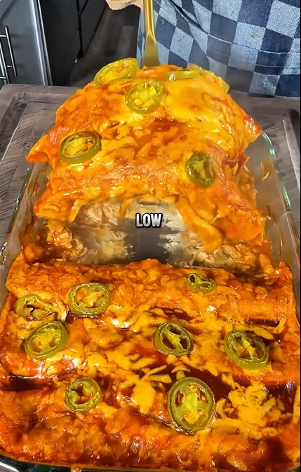Chicken enchiladas 🌯🔥 Stupid Simple Sundays Ep. 5! 580 calories, 7g ...