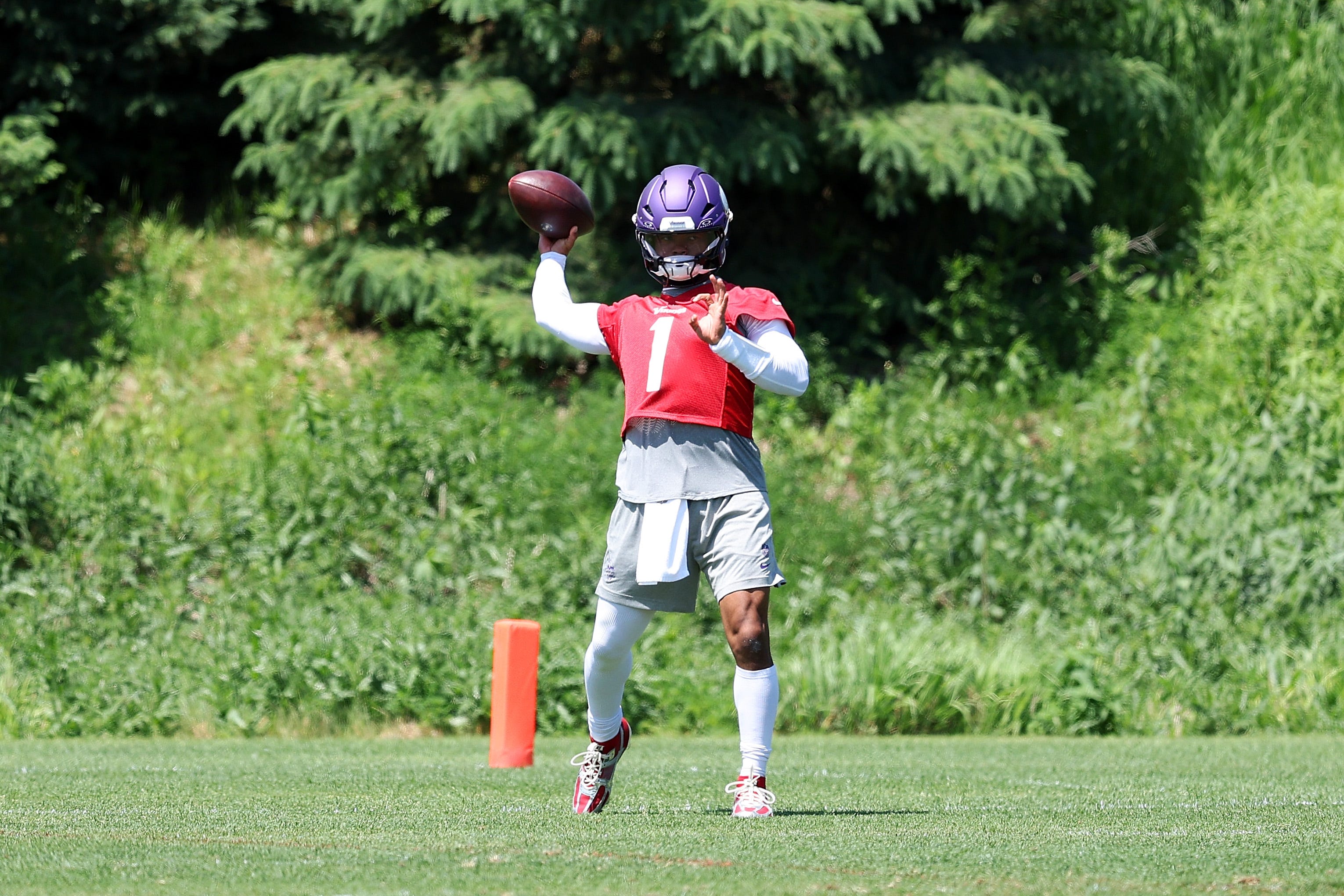 How could the Kyler Murray signing backfire for the Vikings?