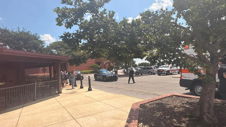 Woman arrested after pepper spraying multiple people at Tuscaloosa ...