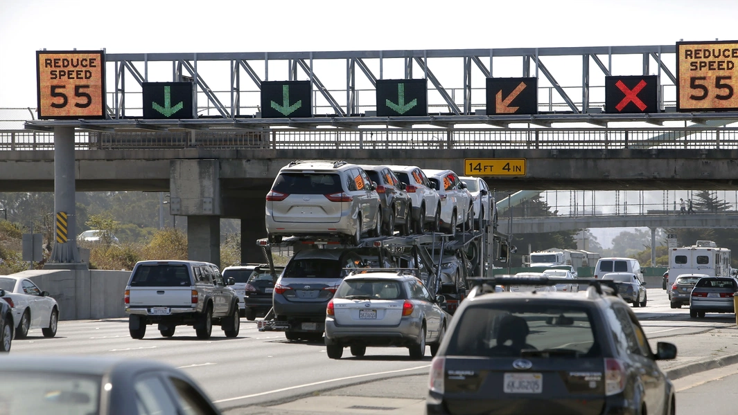 California launches first smart freeway pilot on I-15 in Temecula