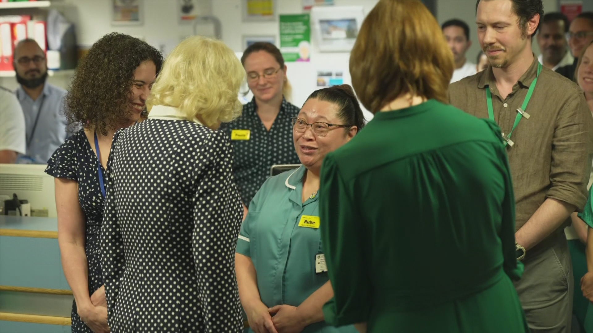 Queen opens new intensive care unit at hospital