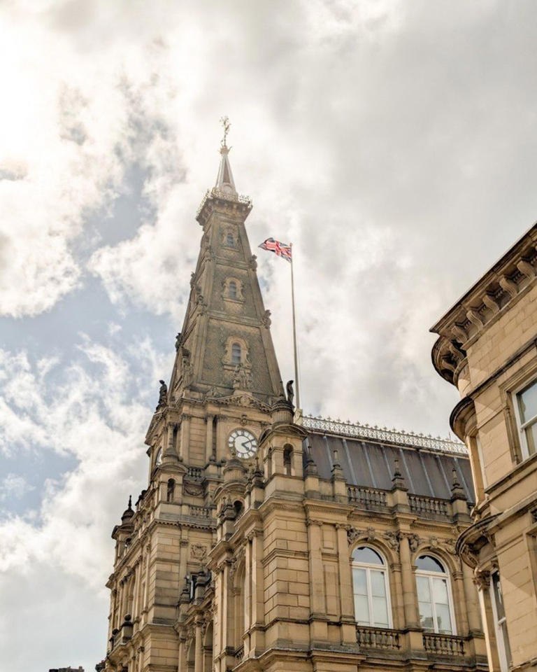 'It's a mark of respect': Council vows to fly Union Jack from Halifax ...