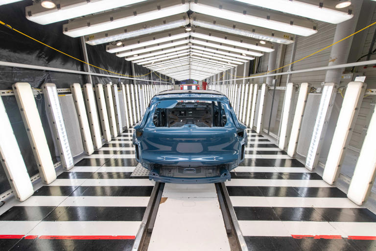 Volvo Car Gent moet productie stilleggen na staking bij toeleverancier