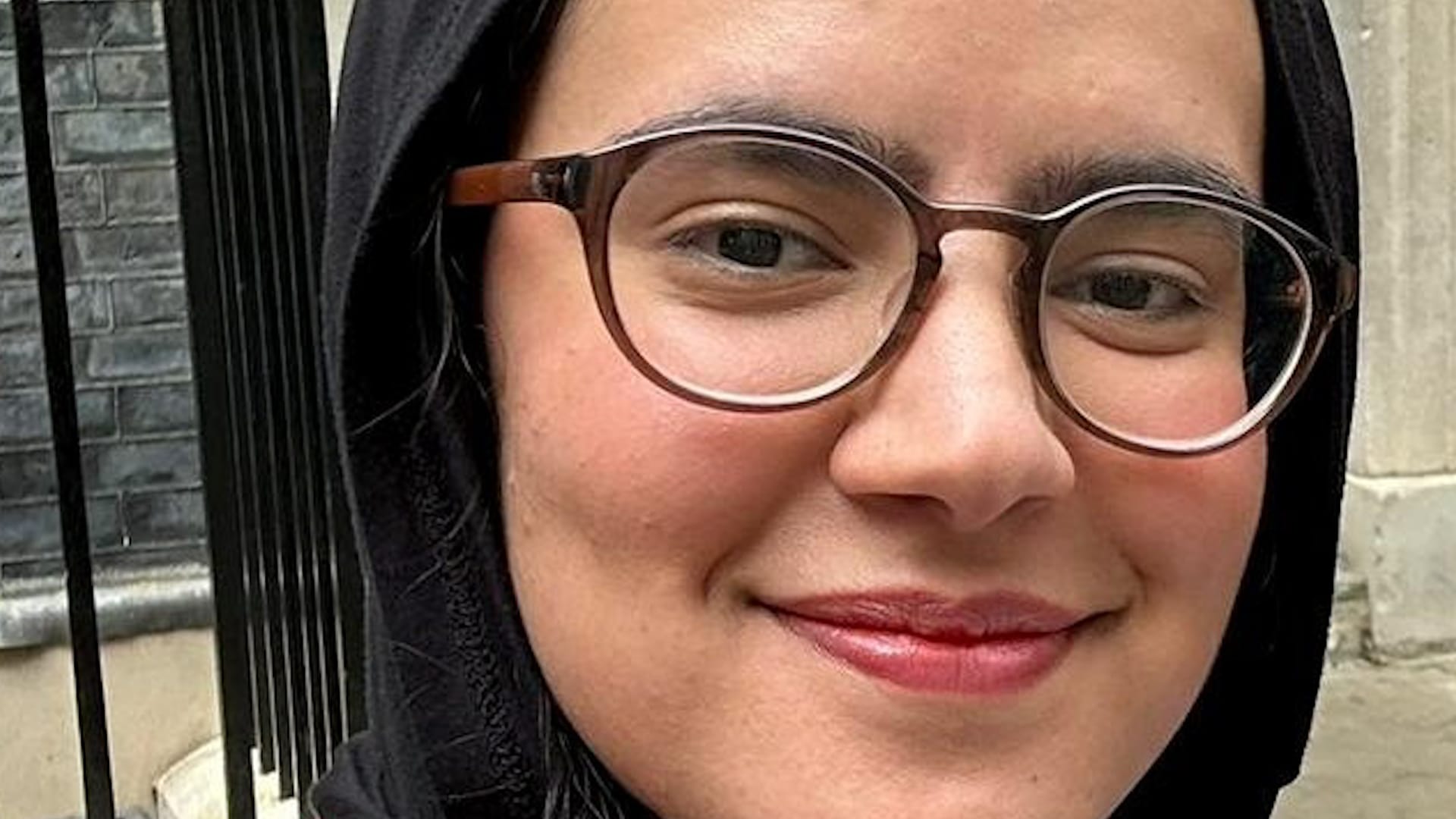 UK student midwife says there are 'no jobs' despite national shortage